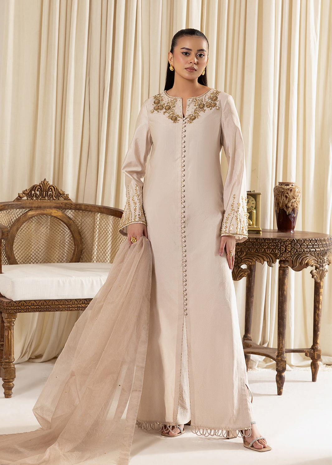 Almas – Dufan Studio